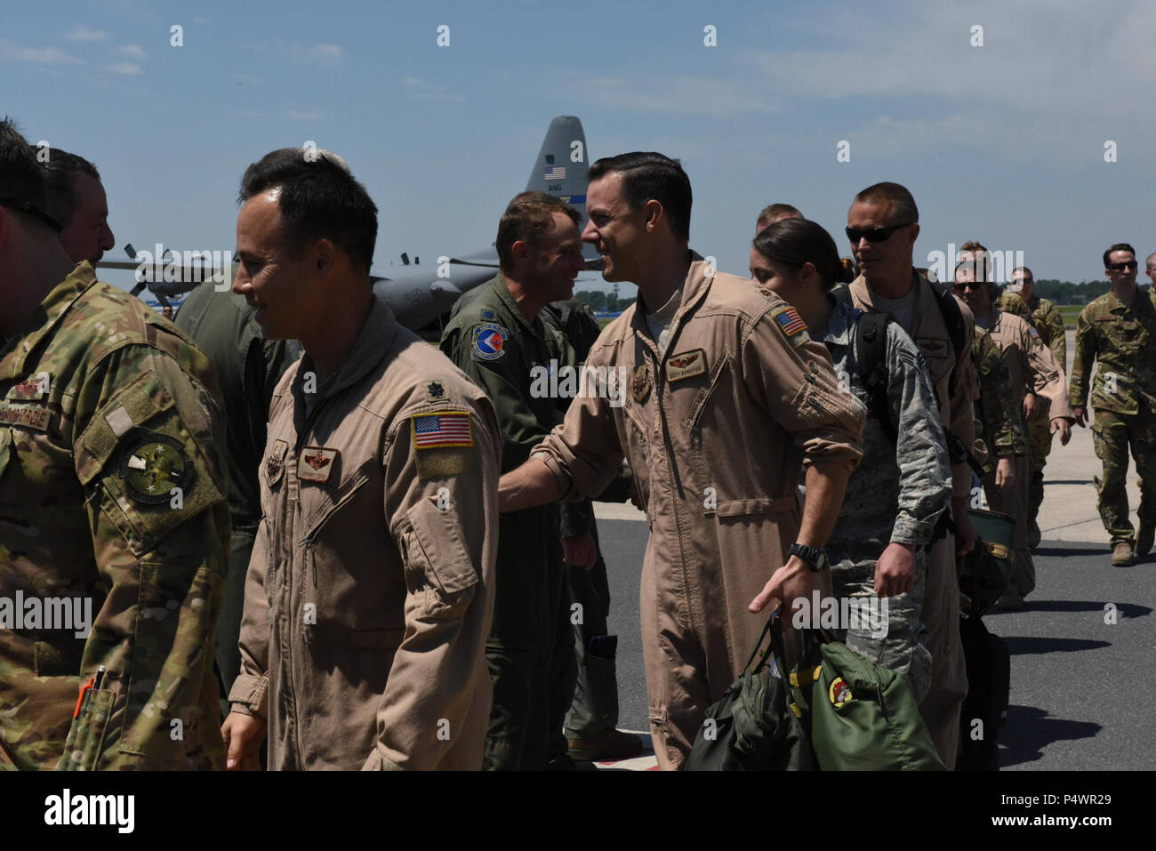 145th airlift wing hi-res stock photography and images - Alamy
