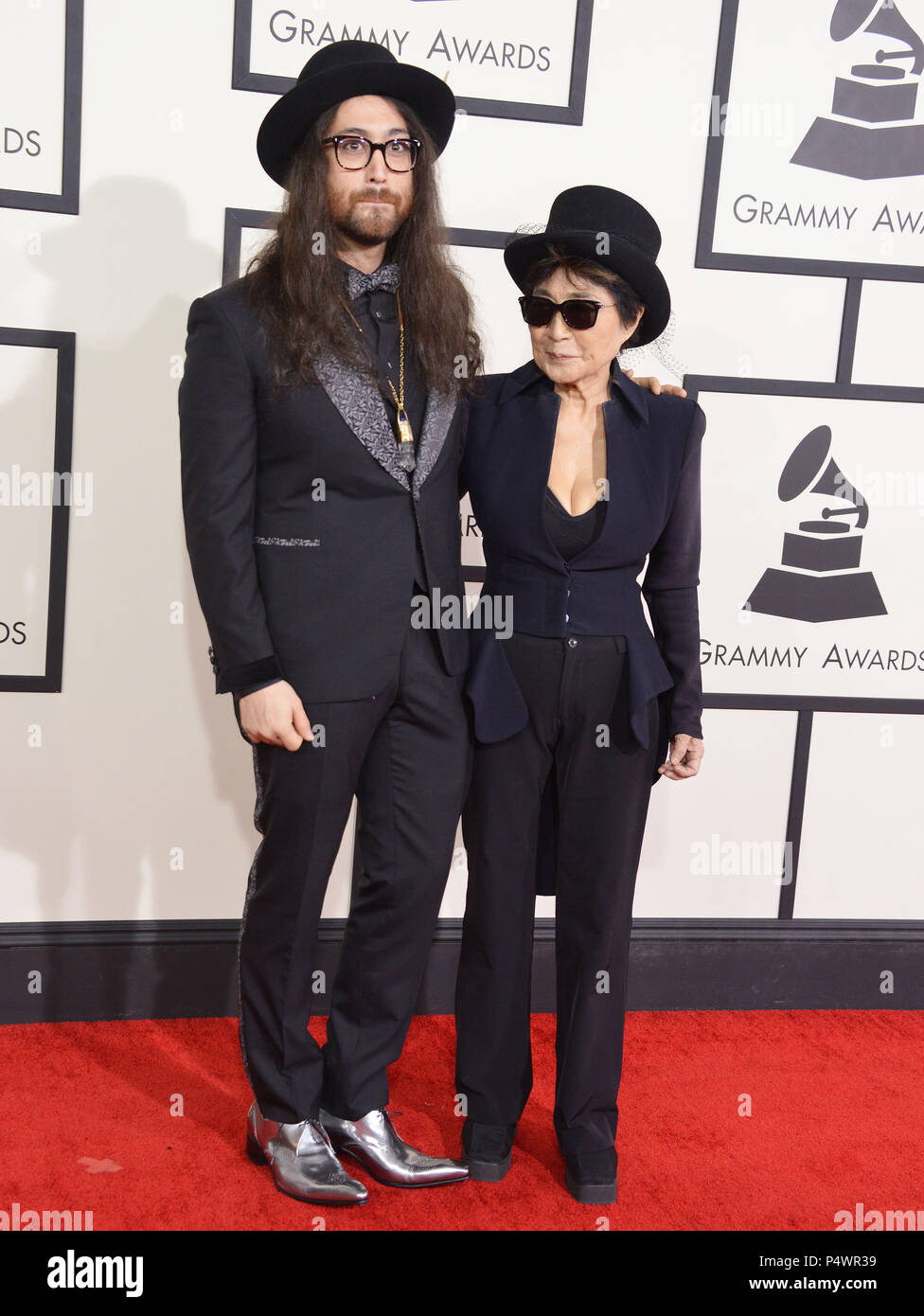 Yoko Ono and son Sean Lennon arriving at the 56th Annual Grammy Awards ...