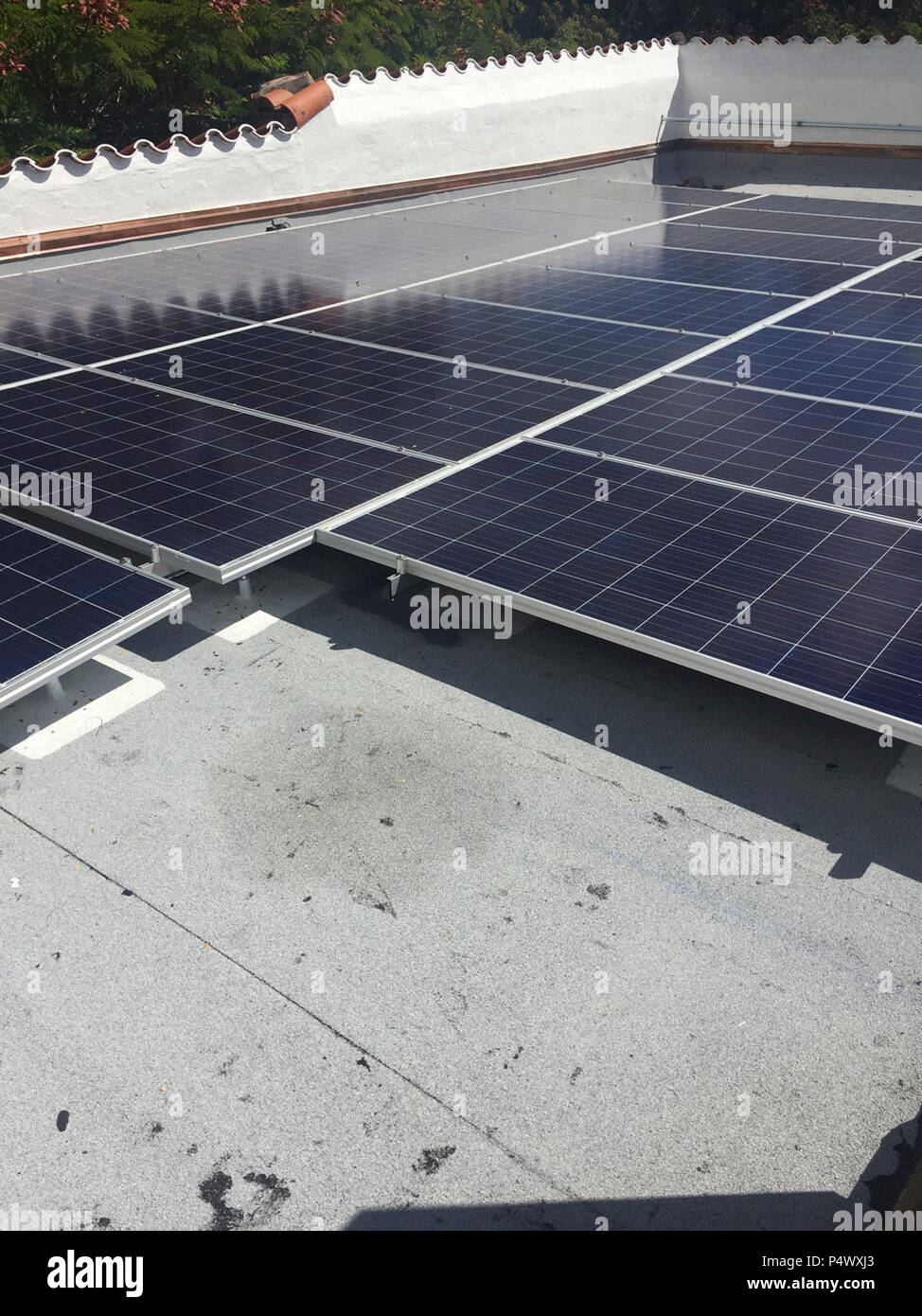 WHEELER ARMY AIRFIELD — The photovoltaic panels (left) on Building 104 ...