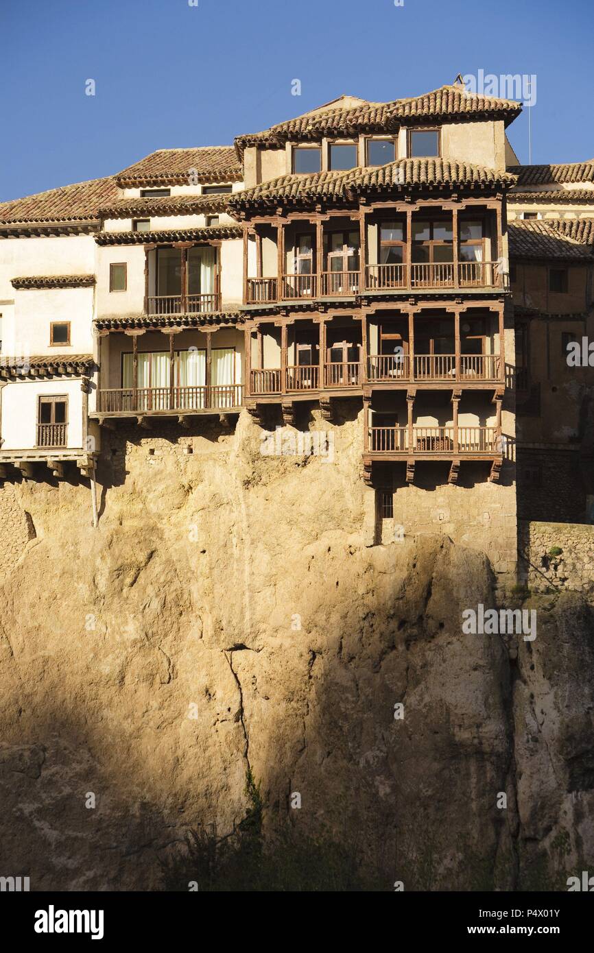 Hanging houses of basin hi-res stock photography and images - Alamy