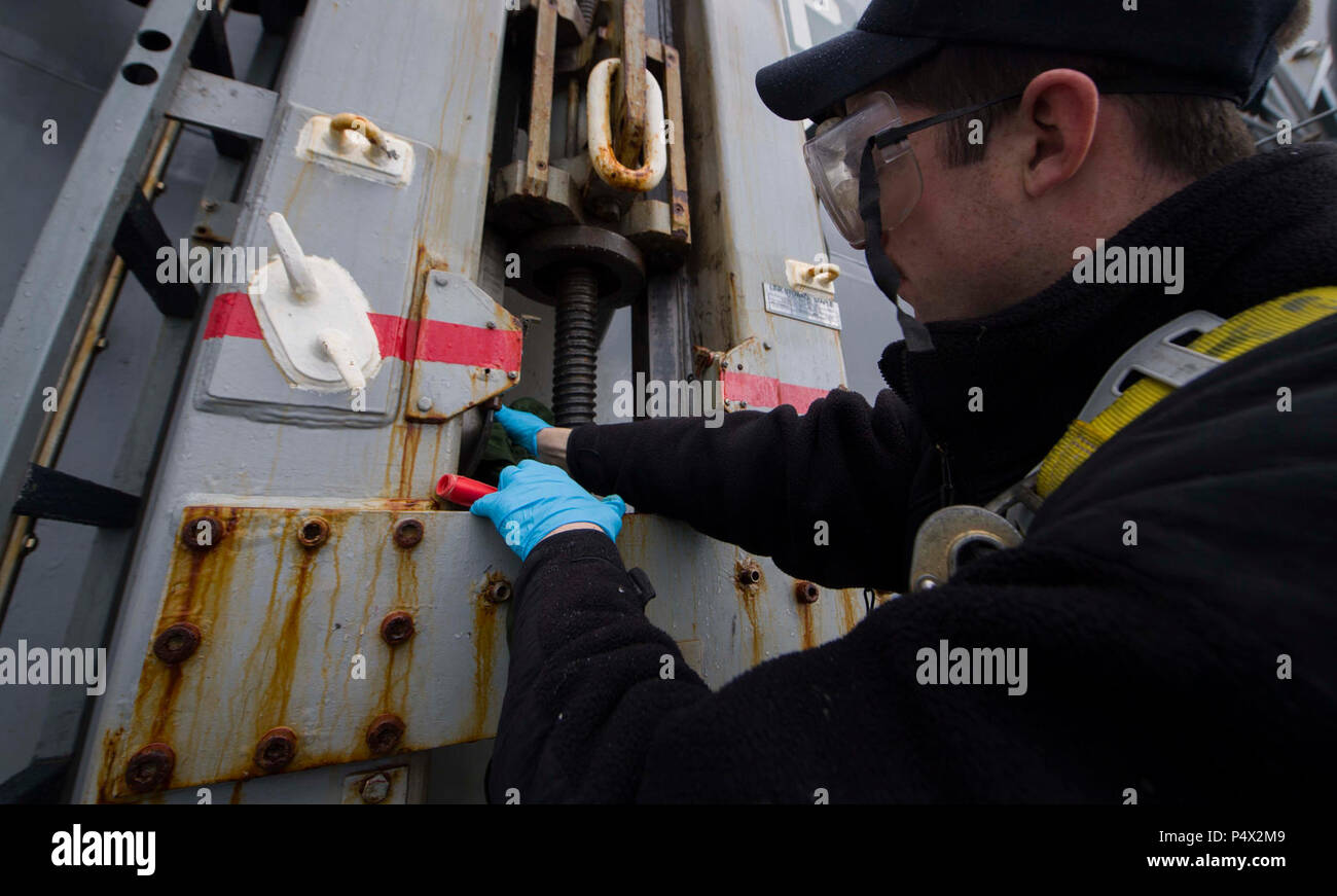 Sliding pad eye hi-res stock photography and images - Alamy