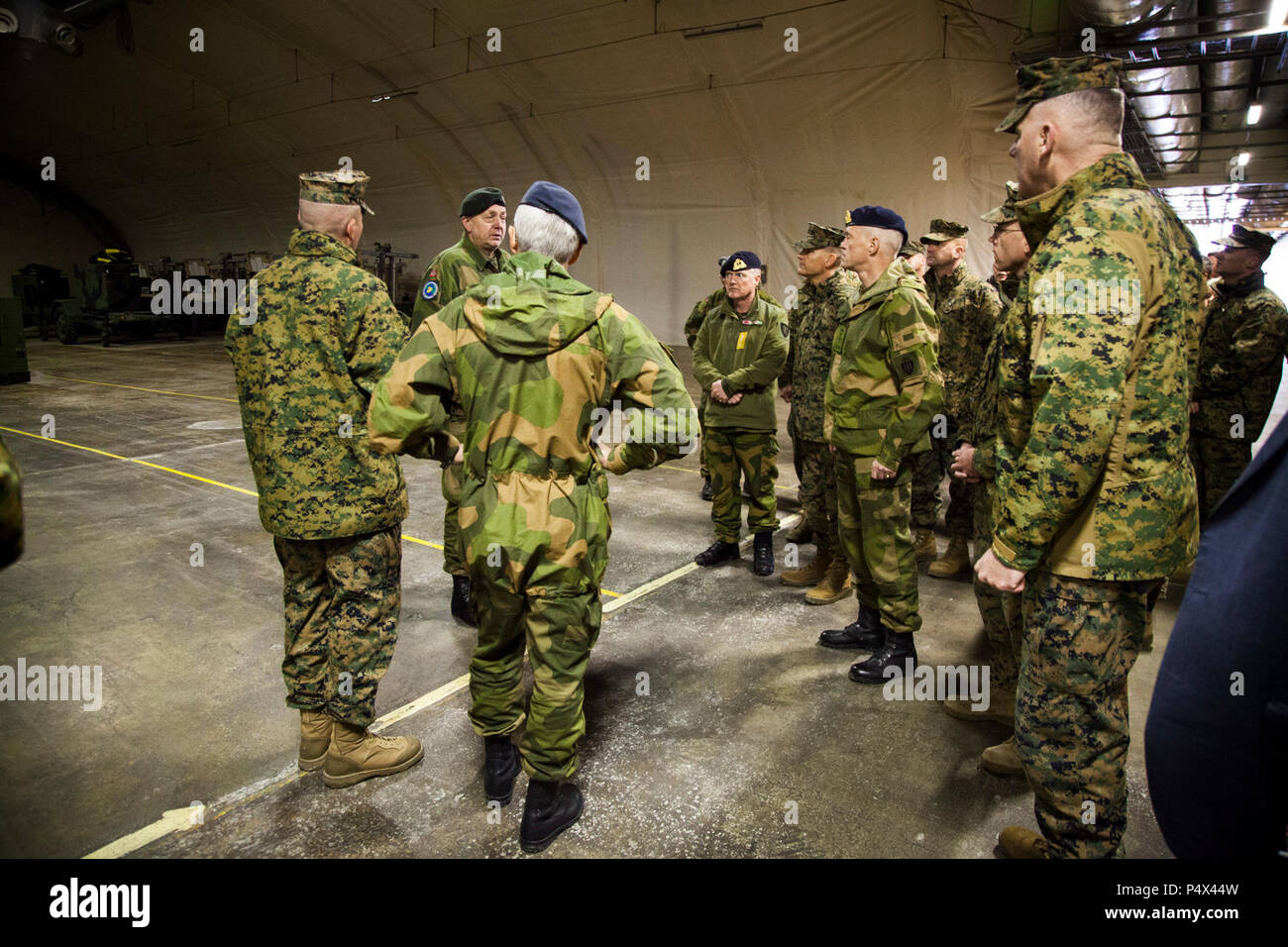 Marine corps prepositioning hi-res stock photography and images - Alamy
