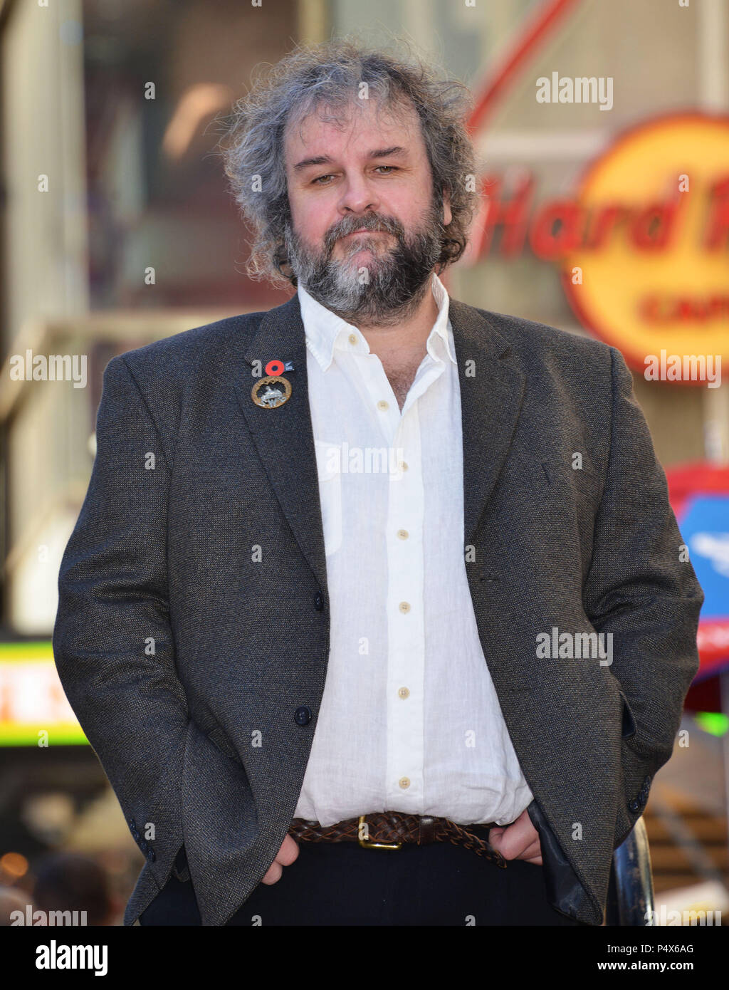 Peter Jackson star -030 Peter Jackson Honored with a star on the ...