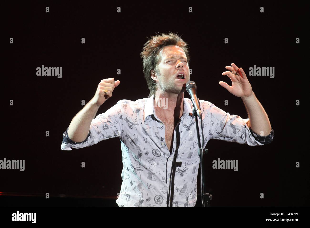 Rufus wainwright 2010 hi-res stock photography and images - Alamy