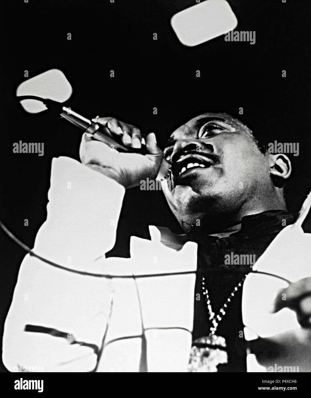 Percy Sledge in performance Stock Photo - Alamy