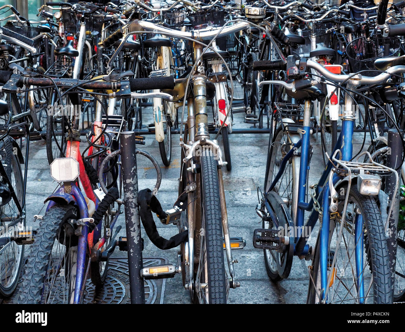 Packed with bicycles hi-res stock photography and images - Alamy