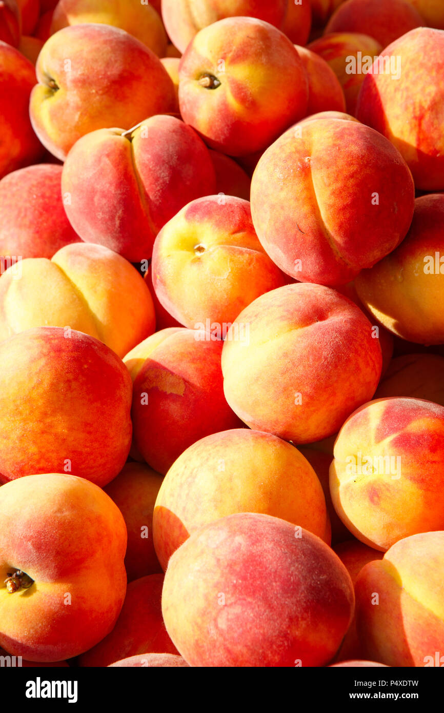 Fresh Red Summer Peaches Stock Photo - Alamy