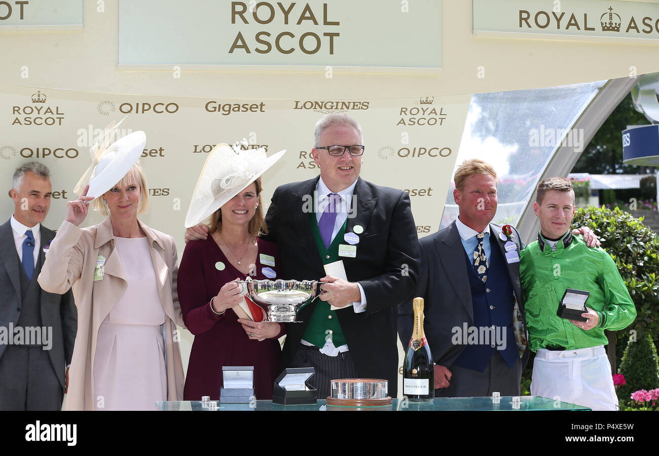 Wife of the owner and trainer hi-res stock photography and images - Alamy