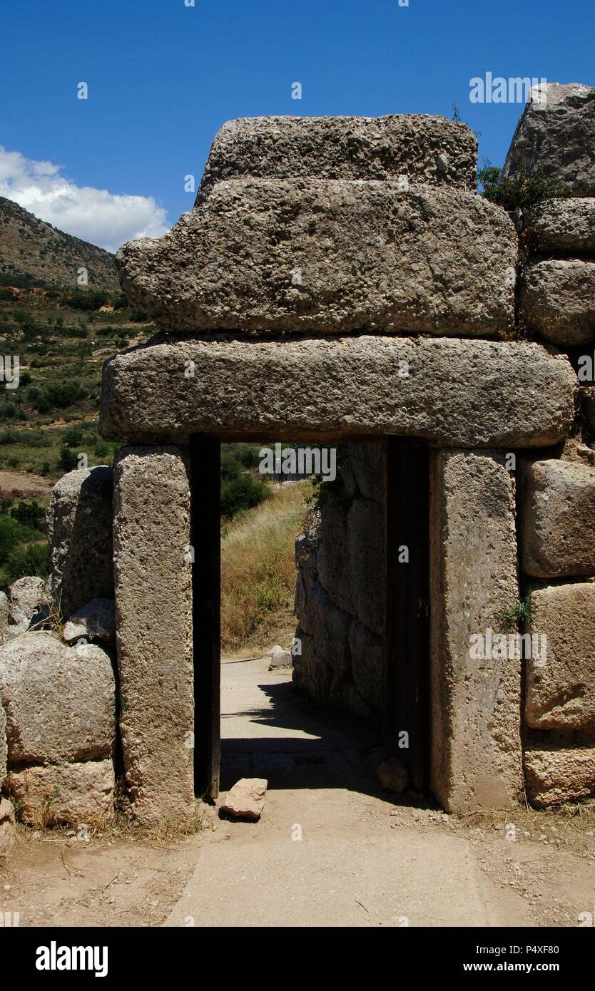 Monoliticos blocks hi-res stock photography and images - Alamy