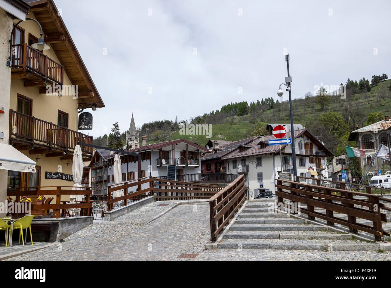 Cesana italy hi-res stock photography and images - Alamy