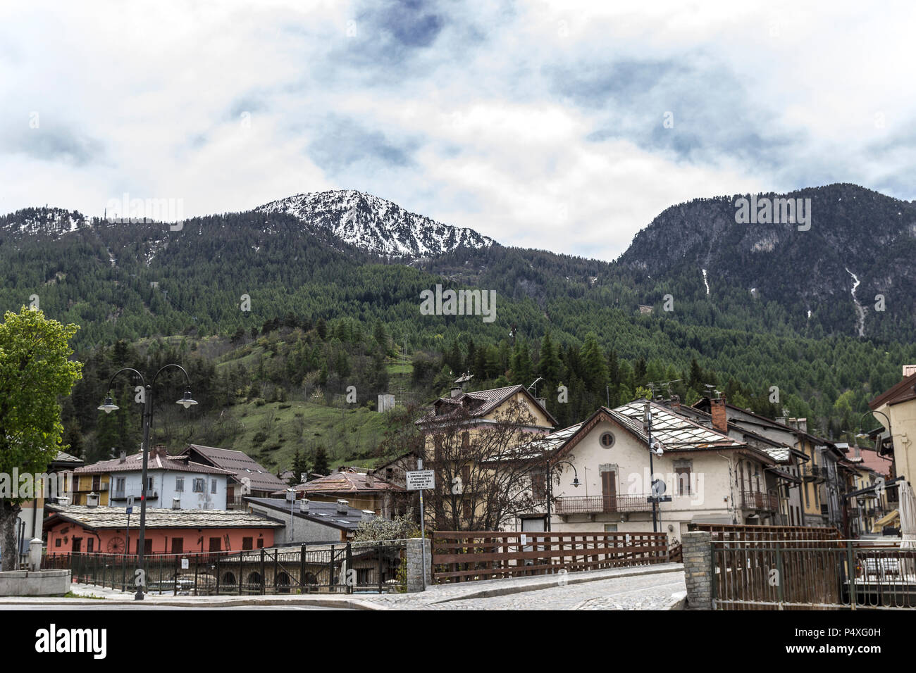 Cesana hi-res stock photography and images - Alamy