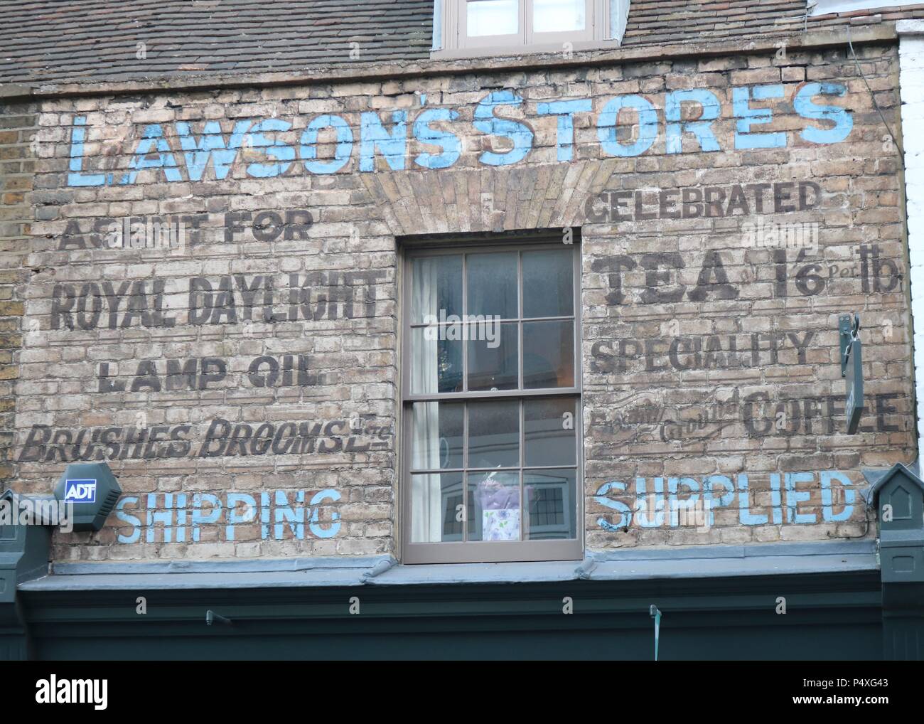 Tide advert hi-res stock photography and images - Alamy