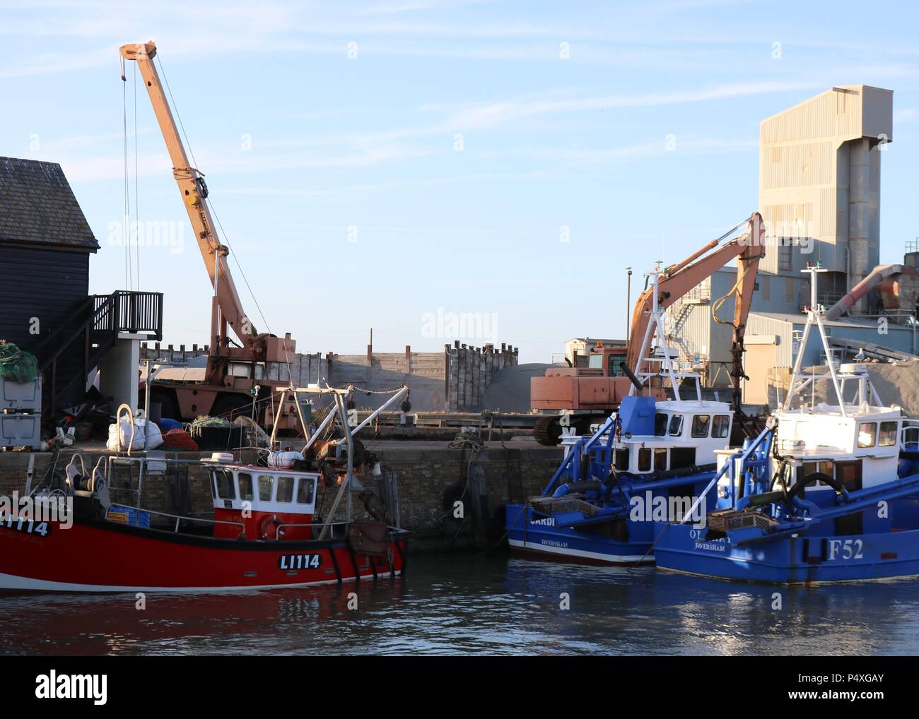 Harbour tools hi-res stock photography and images - Alamy