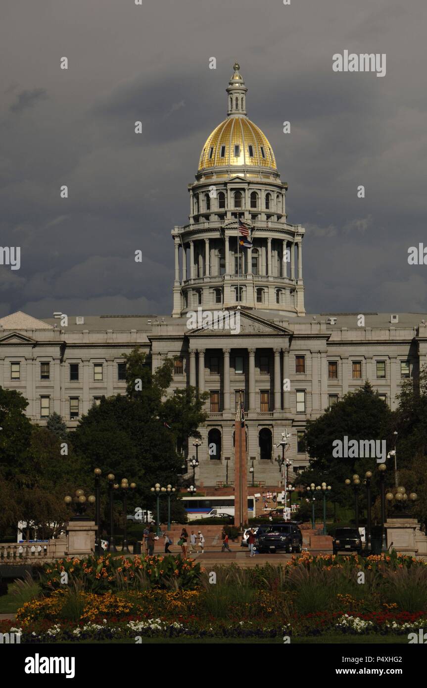 CAPITOLIO ESTATAL DE COLORADO. Construído entre 1890 y 1894 por Elijah ...