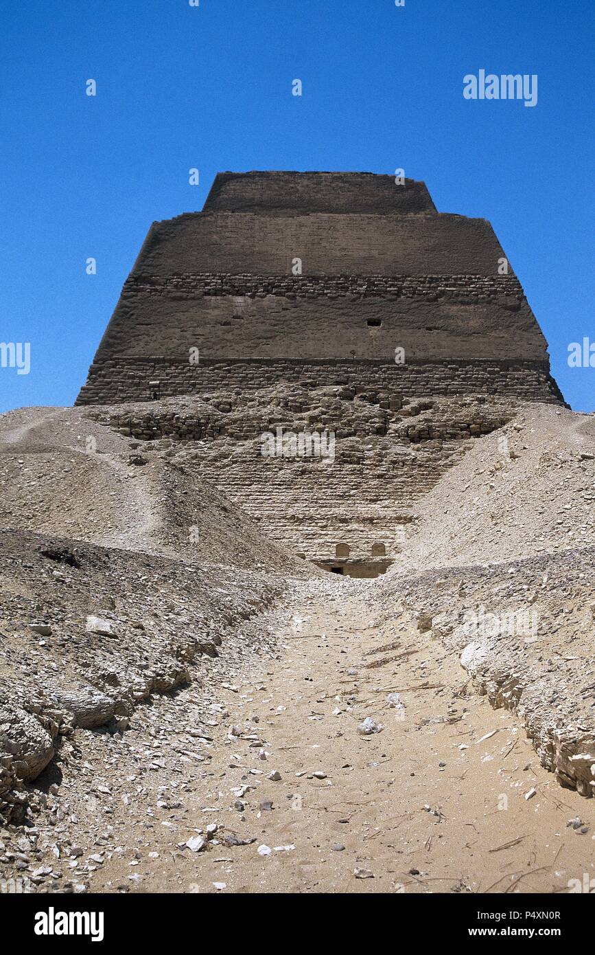 Egypt. Step Pyramid Meidum. Old Kingdom. 4th Dynasty. Lower Egypt Stock ...