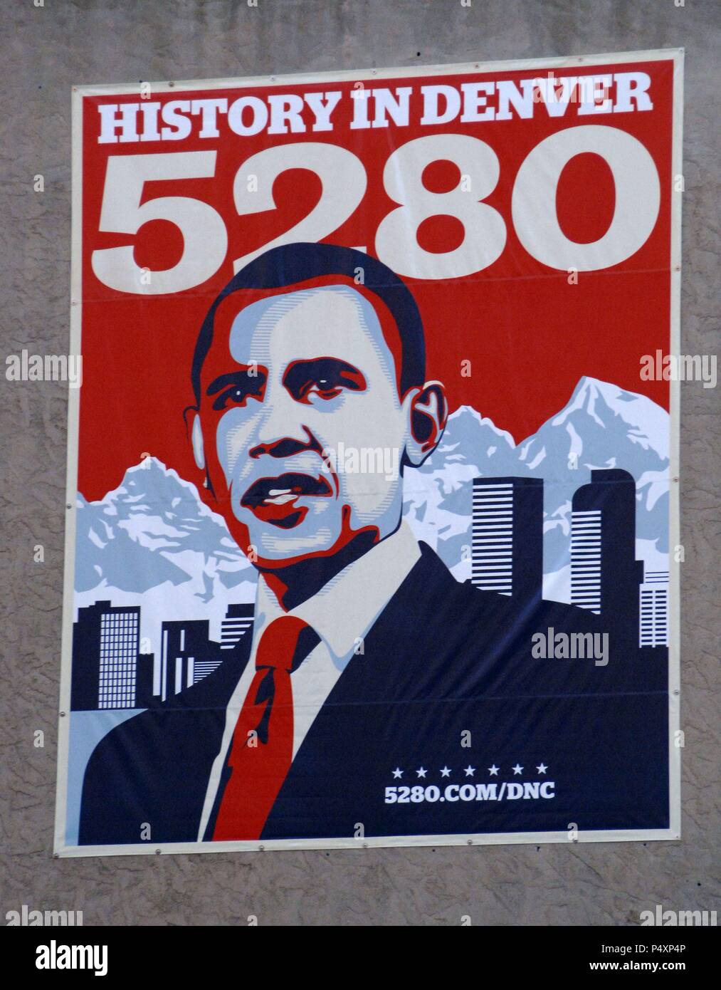 HISTORIA DE LOS ESTADOS UNIDOS. SIGLO XXI. CARTEL con el rostro de ...