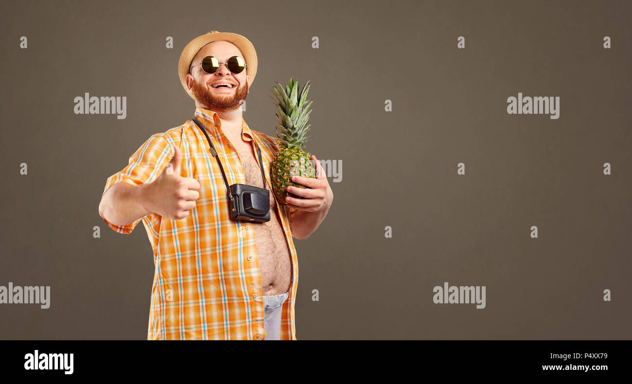 Fat man on beach hi-res stock photography and images - Alamy