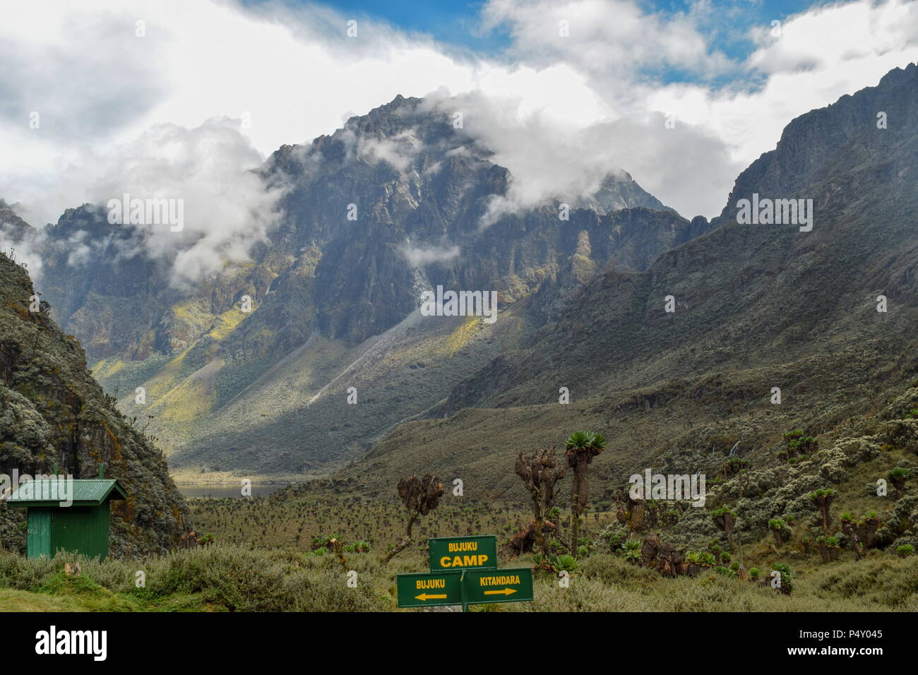 Kasese district hi-res stock photography and images - Alamy