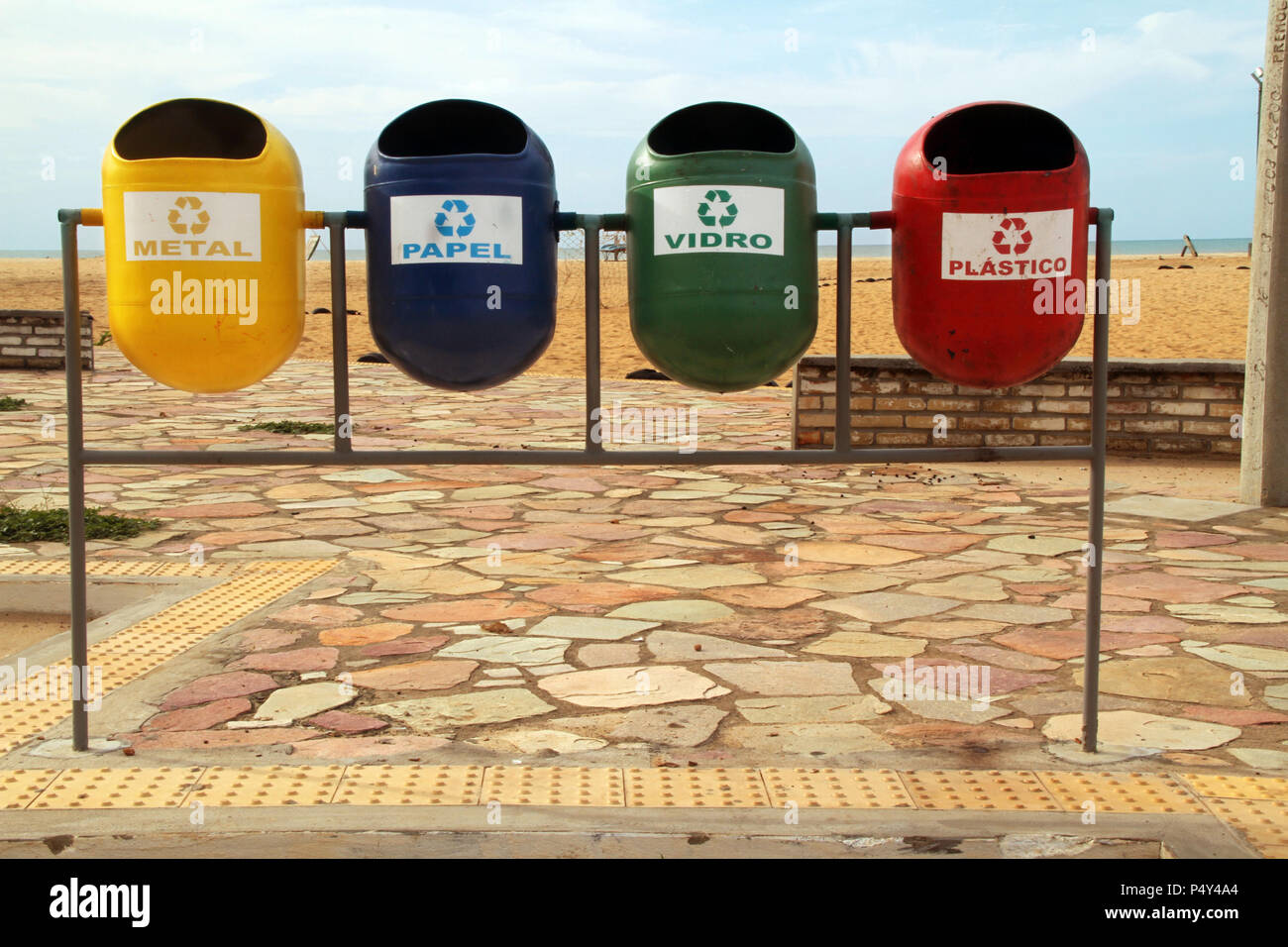 Garbage raft hi-res stock photography and images - Alamy