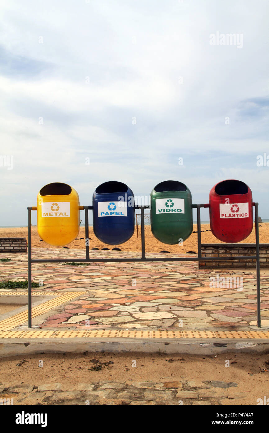 Garbage raft hi-res stock photography and images - Alamy