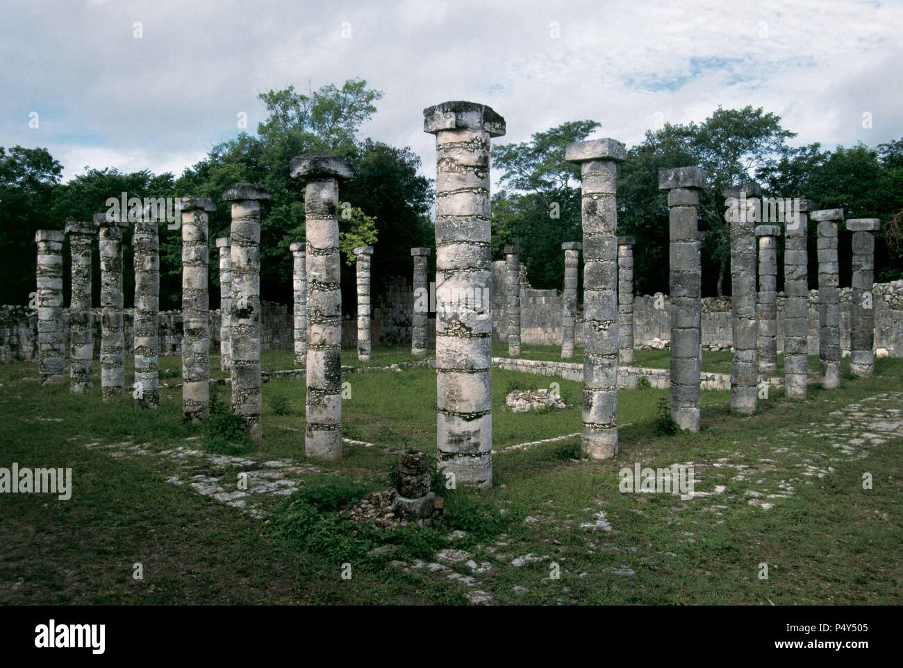 Pueblo mayas hi-res stock photography and images - Alamy