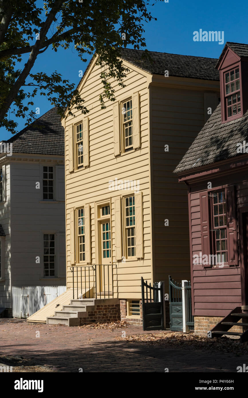 Colonial Williamsburg Nicolson Store Stock Photo - Alamy