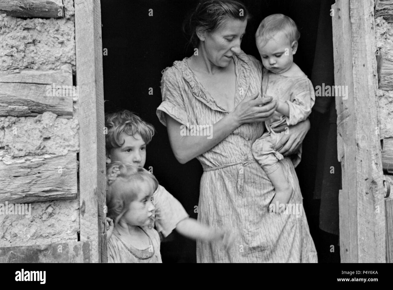 Wife and Children of Sharecropper, Arkansas, USA, Ben Shahn for U.S ...