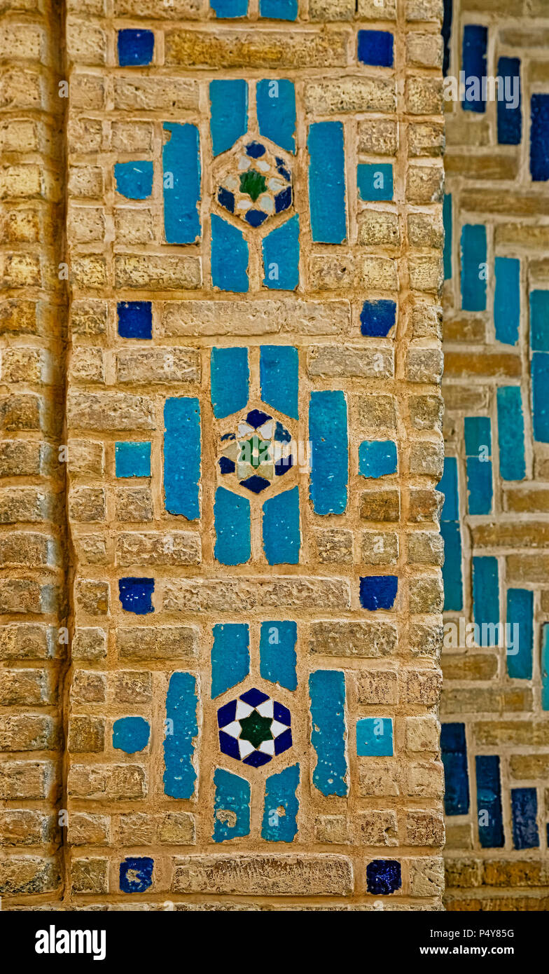 Isfahan Old Mosque detail Stock Photo - Alamy