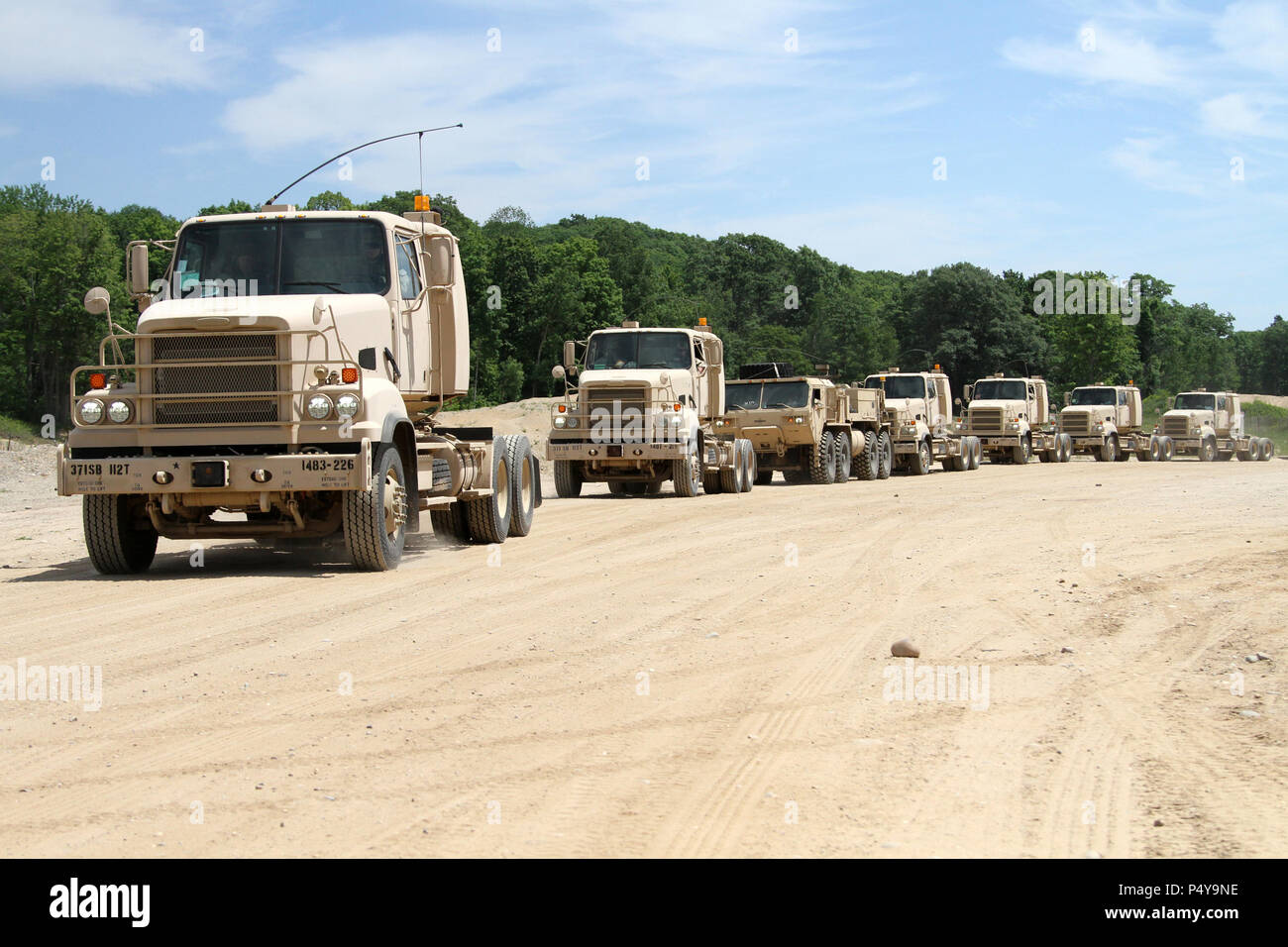 Soldiers of the 1483th Transporation Company head off on their tactical ...
