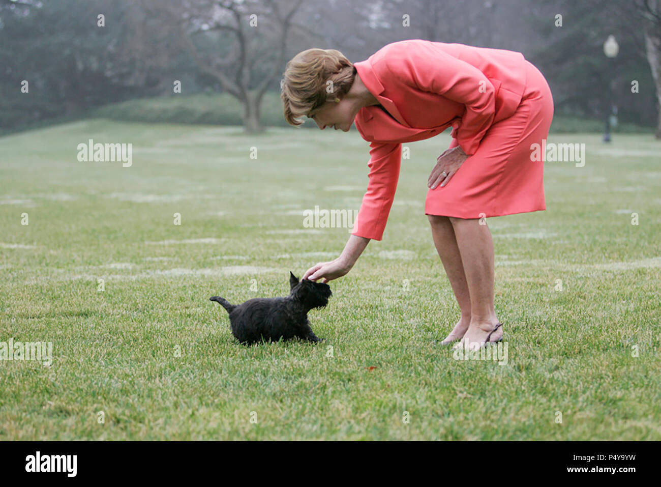 Laura bush miss beazley hi-res stock photography and images - Alamy