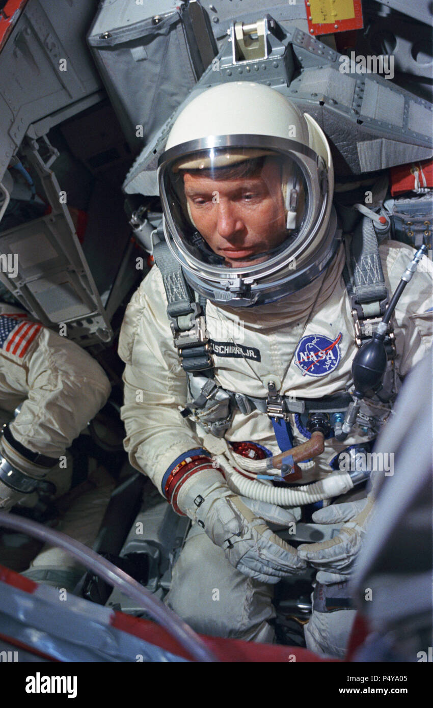 Flight 19 crew hi-res stock photography and images - Alamy