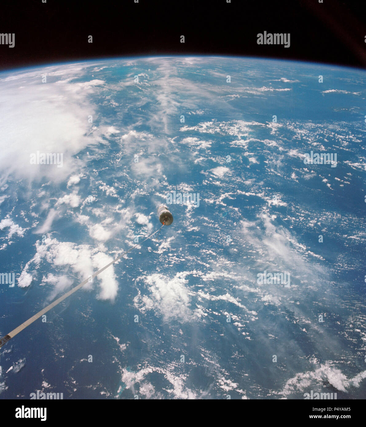 1966 space docking hi-res stock photography and images - Alamy