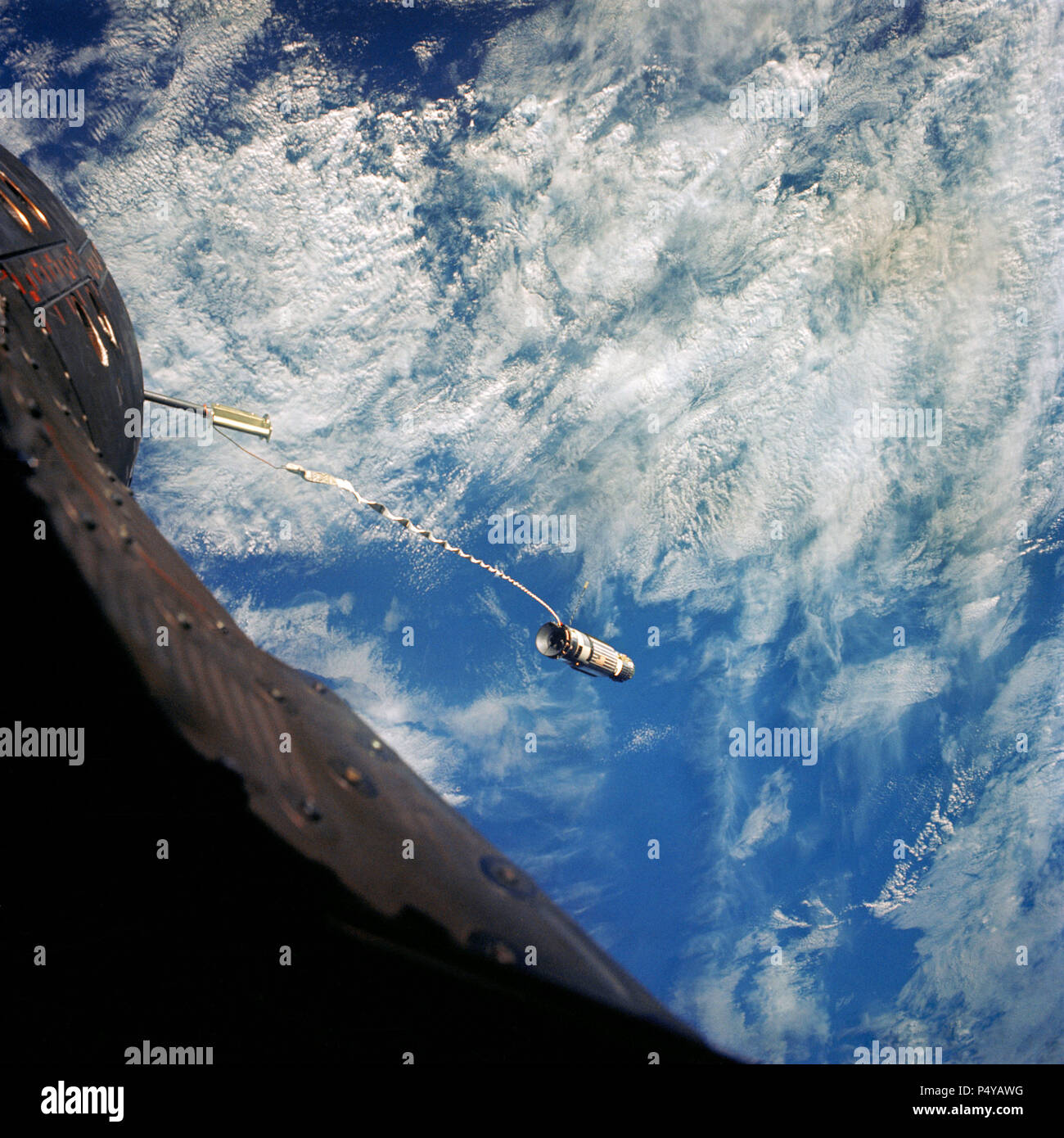 1966 space docking hi-res stock photography and images - Alamy