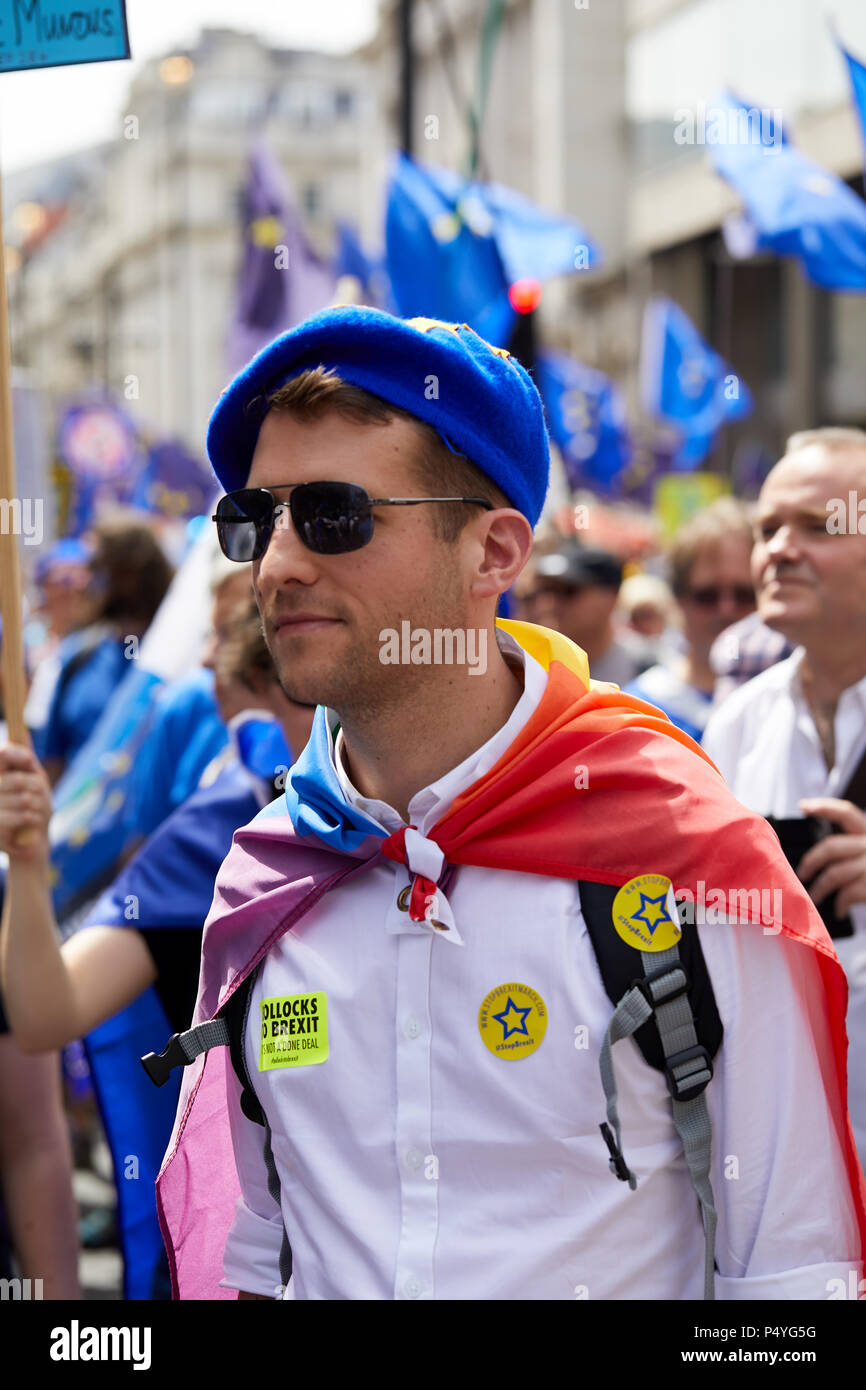 Marcher demonstrating hi-res stock photography and images - Alamy