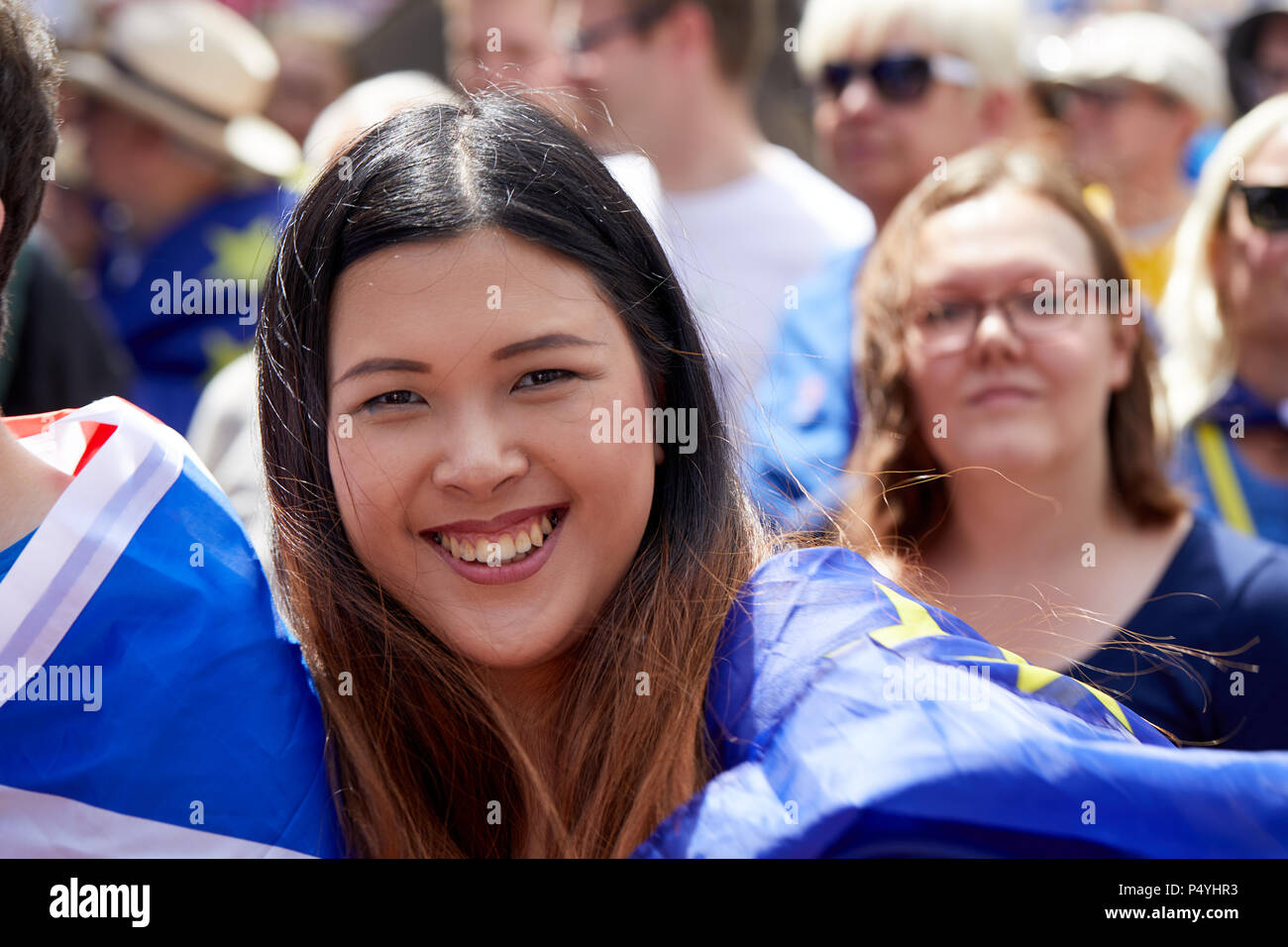 Marcher demonstrating hi-res stock photography and images - Alamy