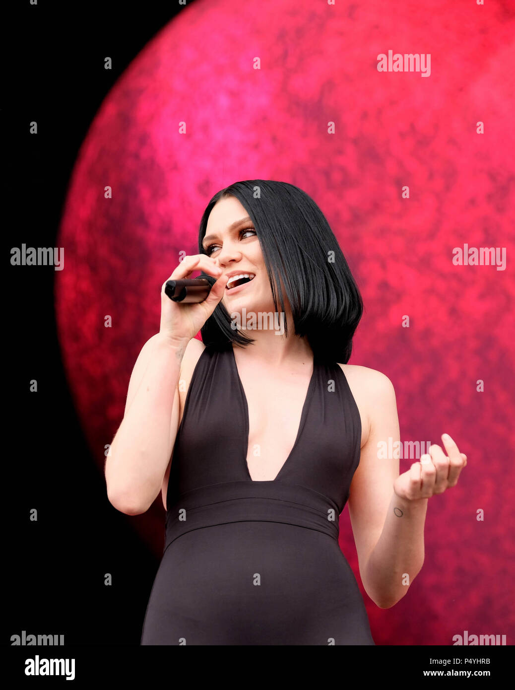 Jessie j hi-res stock photography and images - Alamy