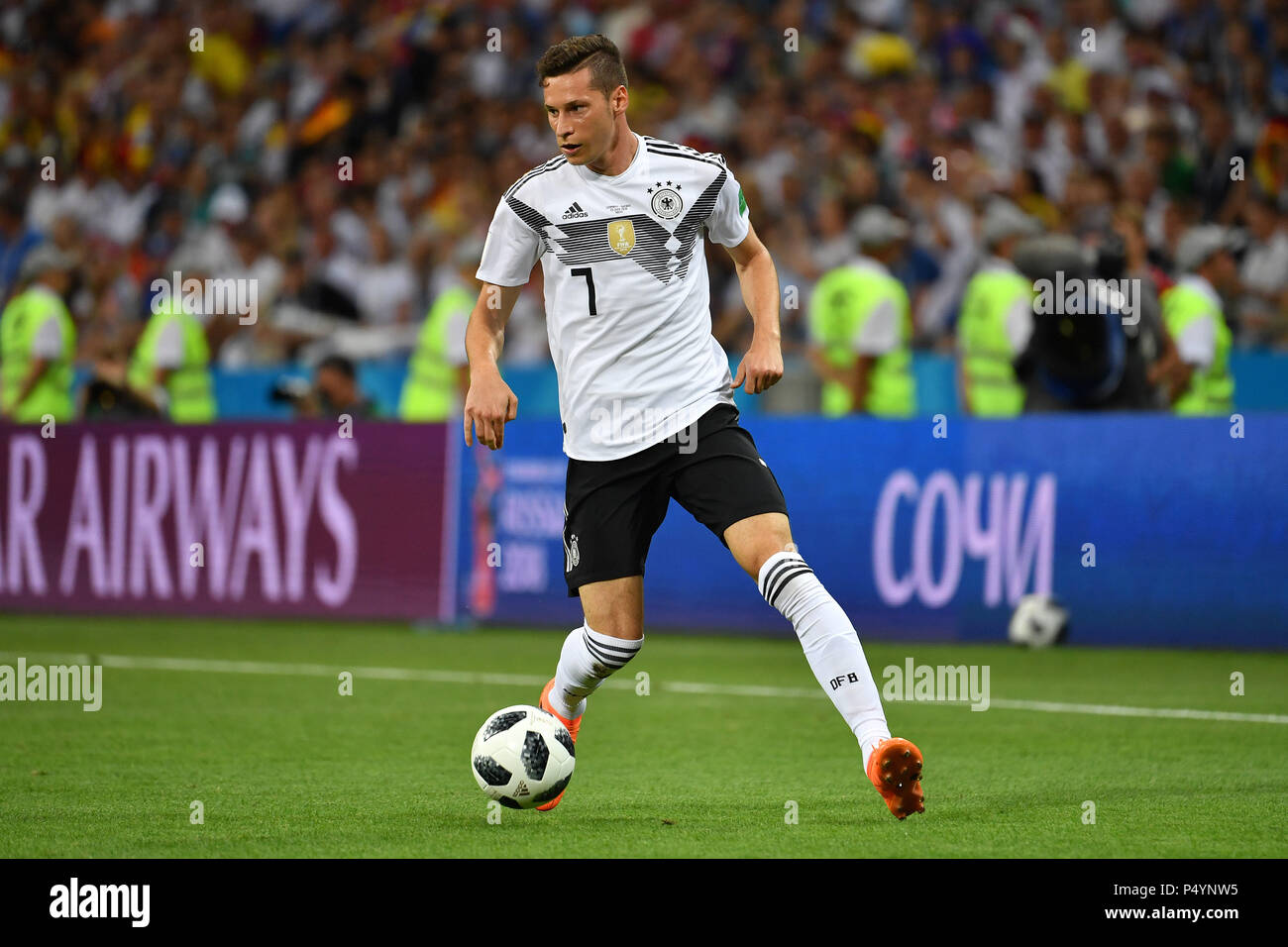 Julian DRAXLER (GER), Action, Single Action, Frame, Cut Out, Full Body ...