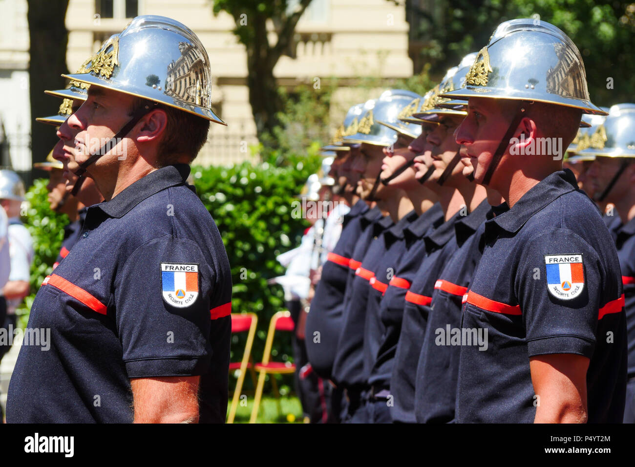 Firefighters from the 11th Batalion of French Fighters will defile in ...