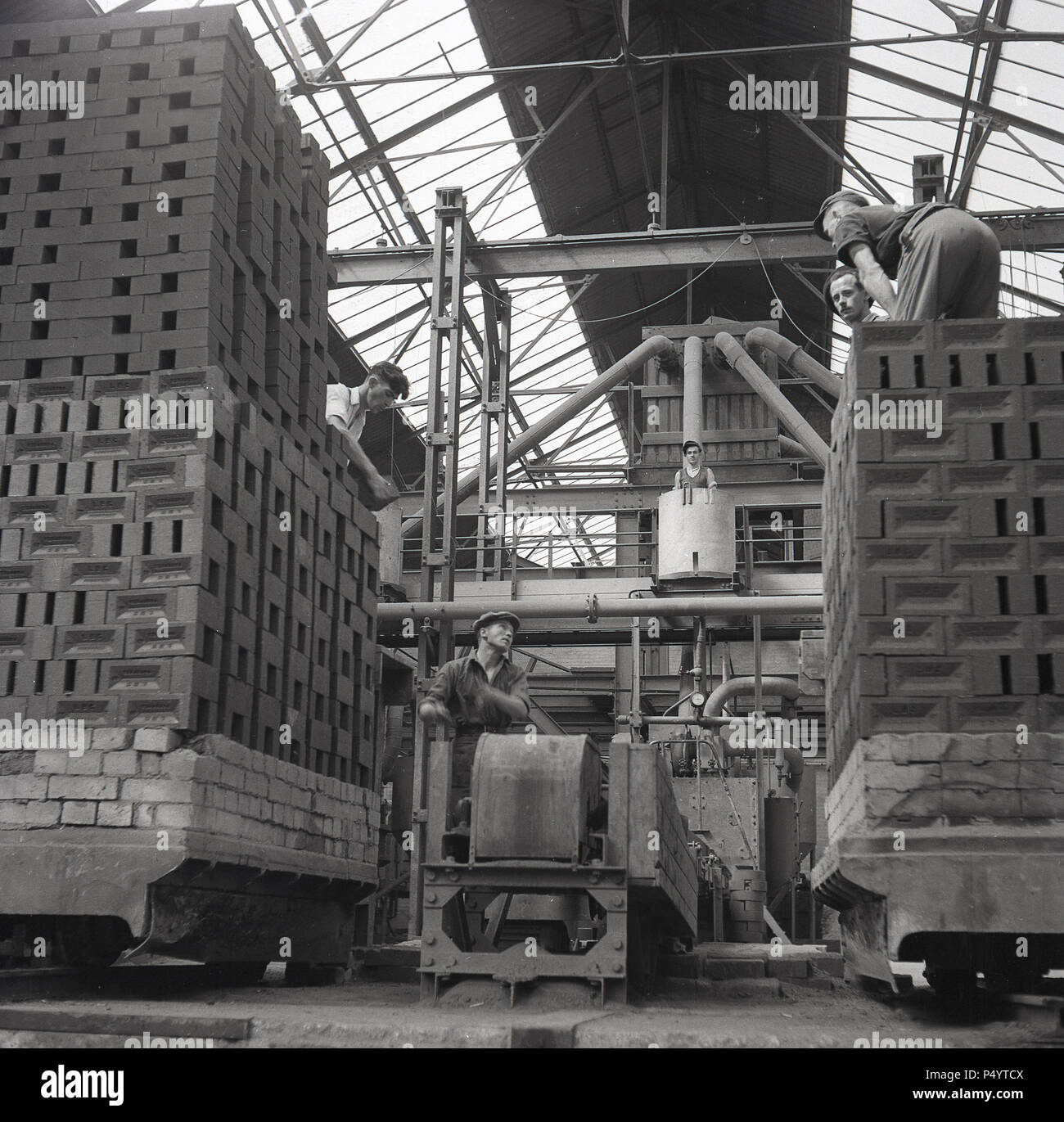 1950s, historical, inside the brickworks of the London Brick Company at ...