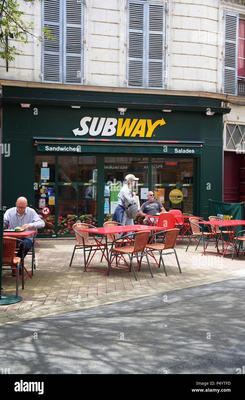 Inside subway sandwiches hi-res stock photography and images - Alamy