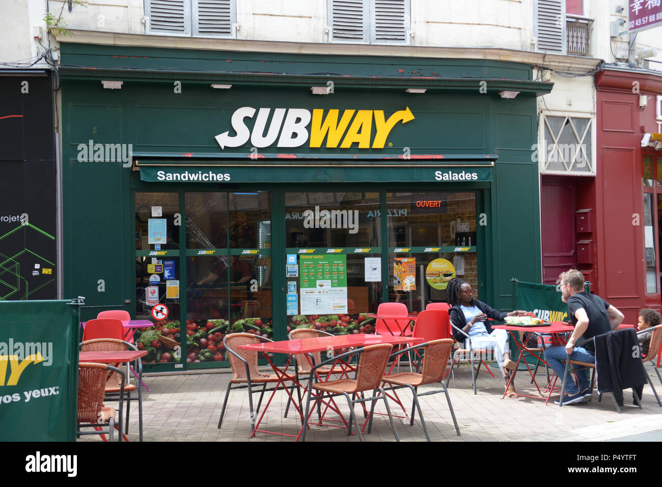 Inside subway sandwiches hi-res stock photography and images - Alamy