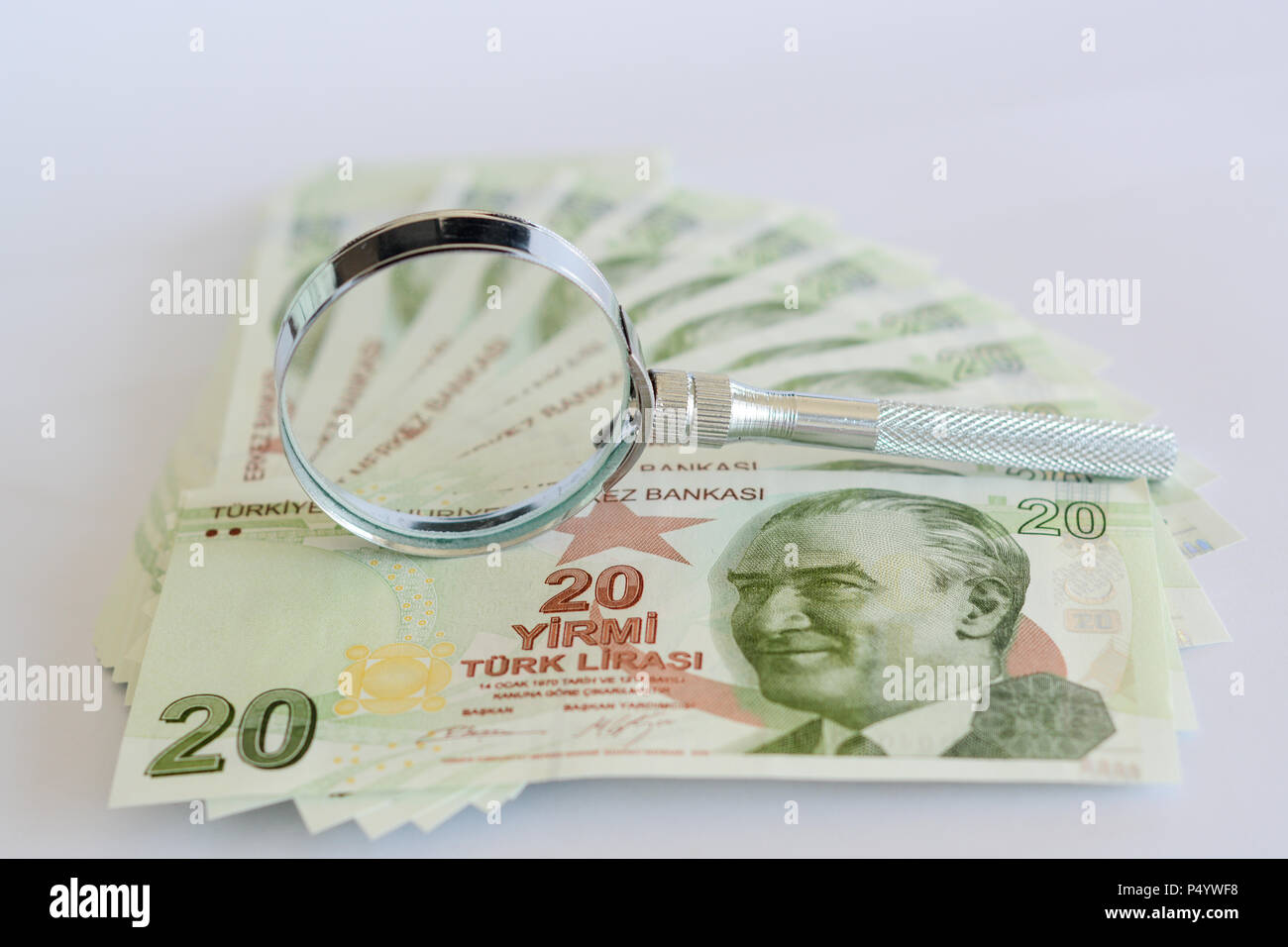 Turkish paper banknotes Stock Photo - Alamy