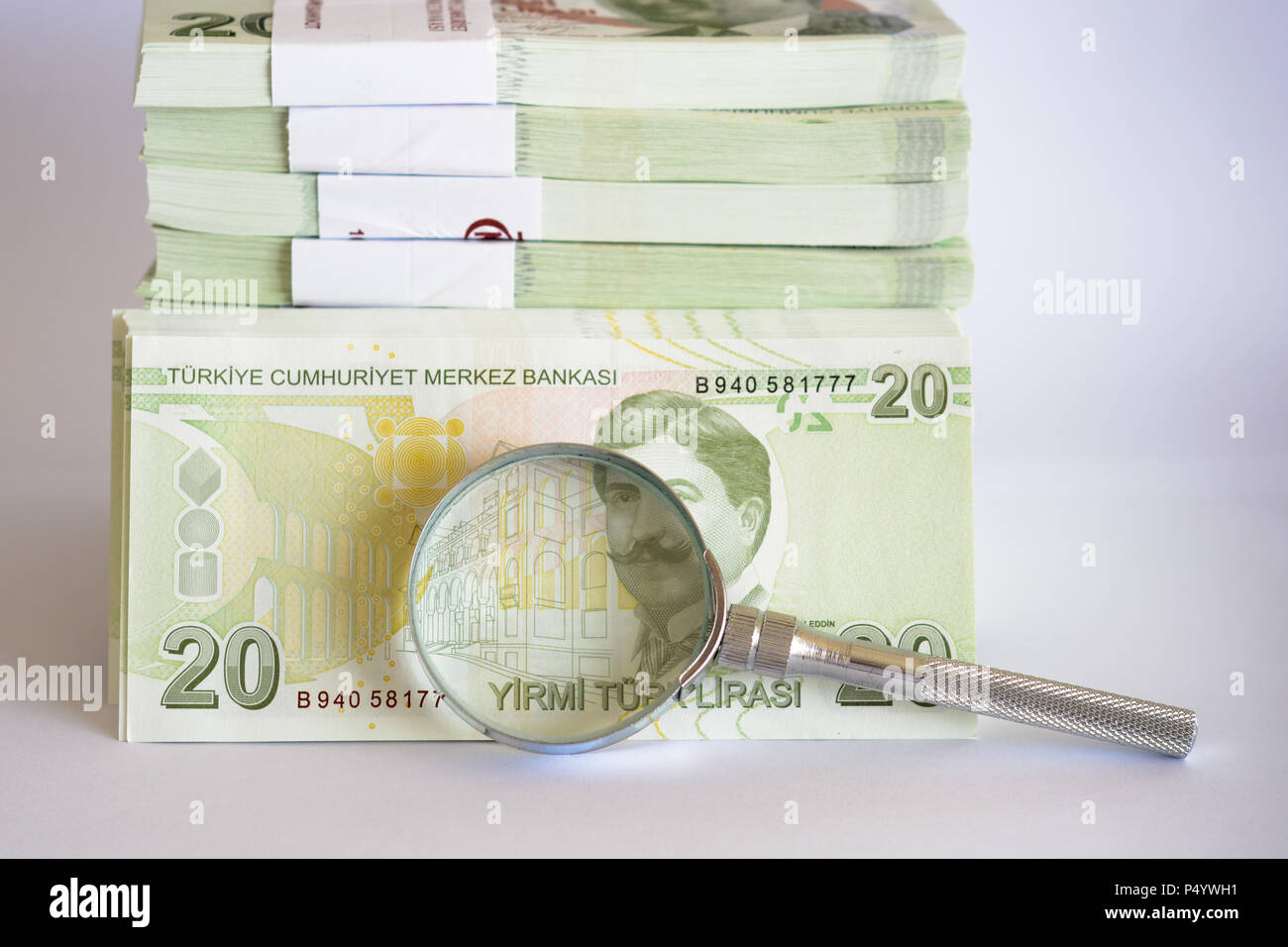 Turkish paper banknotes Stock Photo - Alamy