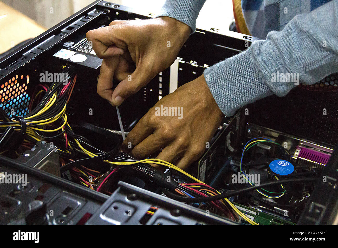 Computer maintenance hi-res stock photography and images - Alamy