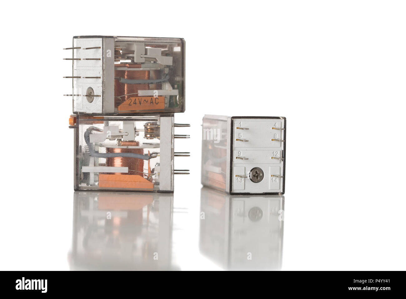 Relays switch hi-res stock photography and images - Alamy