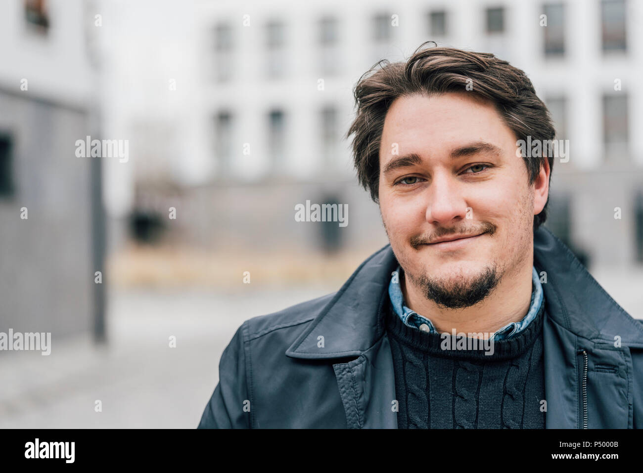 Confident male portraits hi-res stock photography and images - Alamy