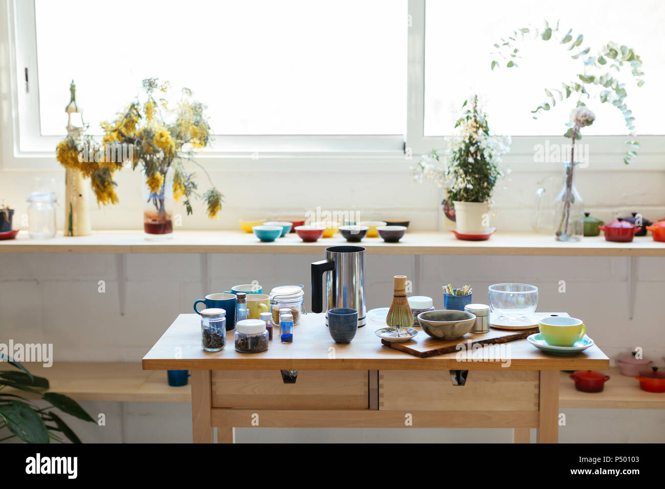 Empty kitchen hi-res stock photography and images - Alamy