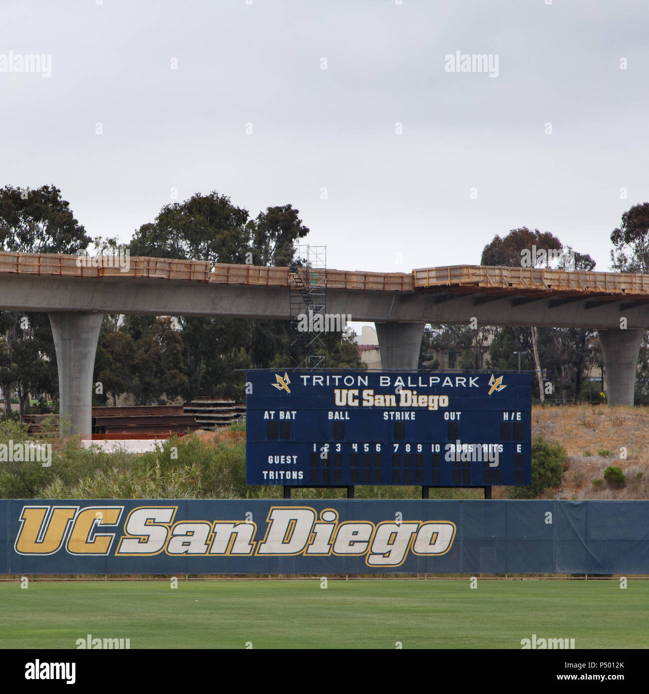 The Mid-Coast Blue Line Trolley extension under construction on the ...