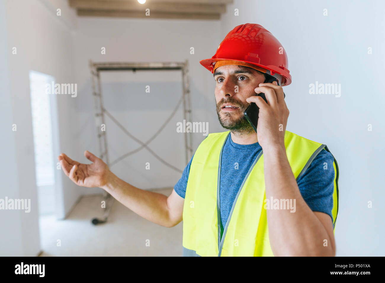 Telecommunication worker hi-res stock photography and images - Alamy