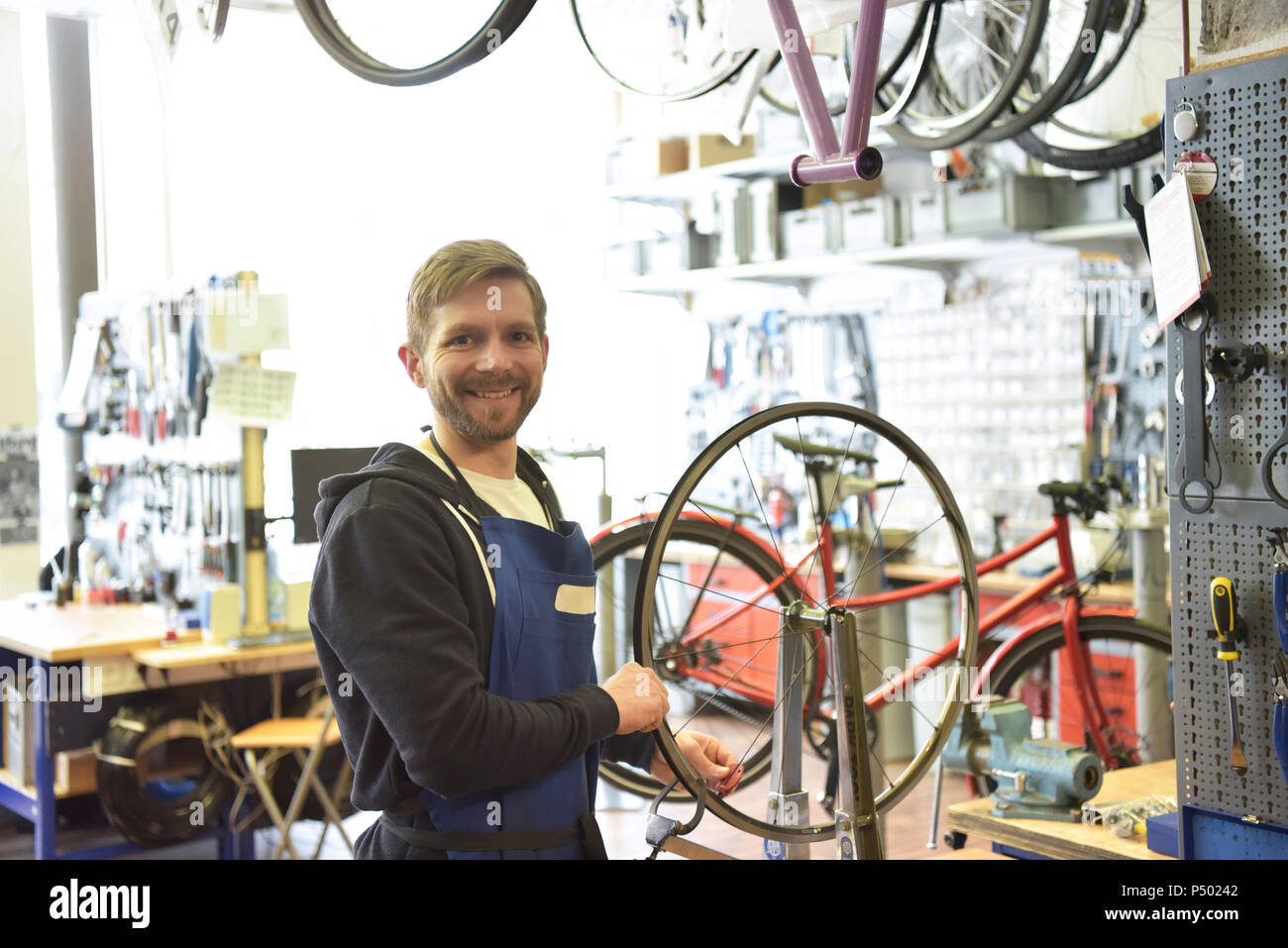 The body shop store interior hi-res stock photography and images - Alamy